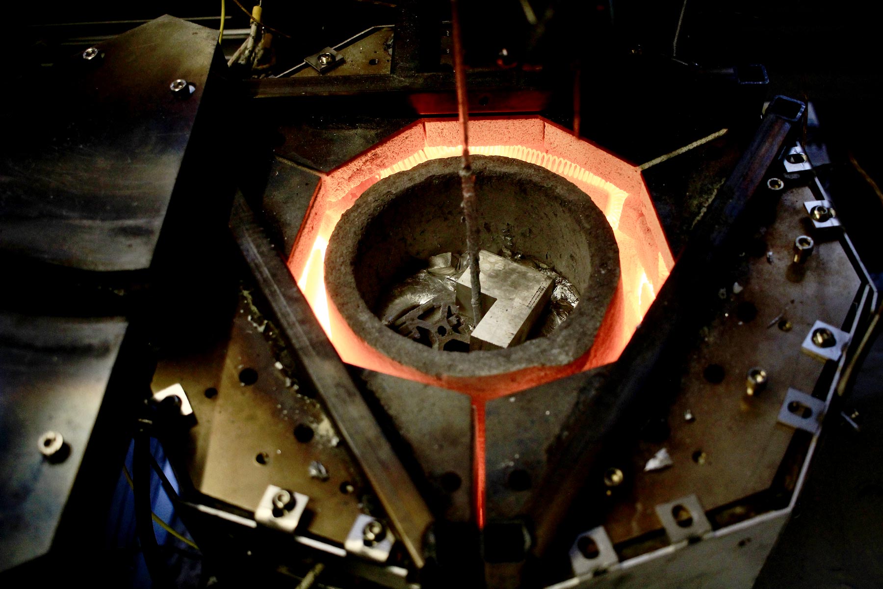 Liquid Metal Printing